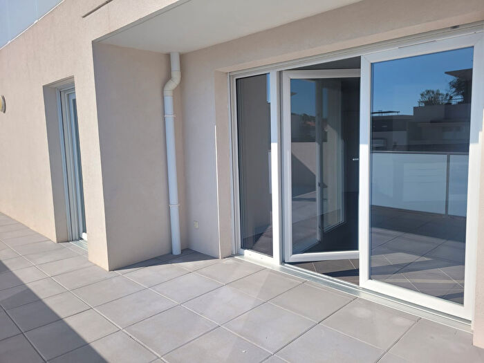 Appartement à vendre - Nîmes, Croix de Fer, Mont Duplan - 3 pièces - 2 chambres