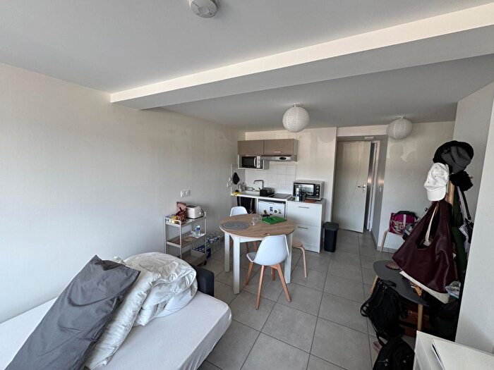 Appartement à louer - Angers, Saint-Serge, Ney, Chalouère - 1 pièce