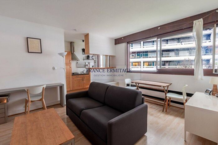 Appartement à louer - Vaugirard-Parc des Expositions, Paris ème arrondissement - 2 pièces - 1 chambre