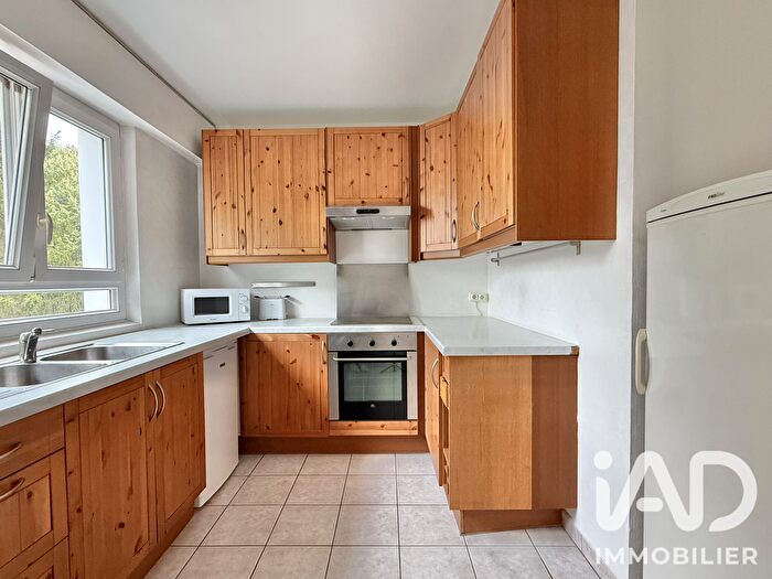 Chilly-Mazarin, Gravigny : Appartement 3 pièces à vendre