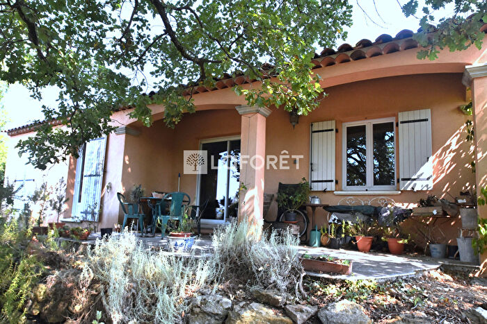 Maison à vendre - Bagnols-en-Forêt - 4 pièces - 3 chambres