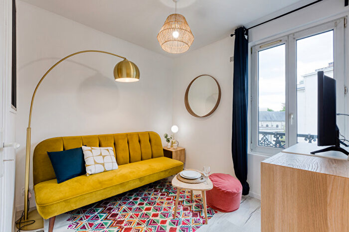 Paris 19ème, Secrétan, Jaurès : Appartement 2 pièces à louer