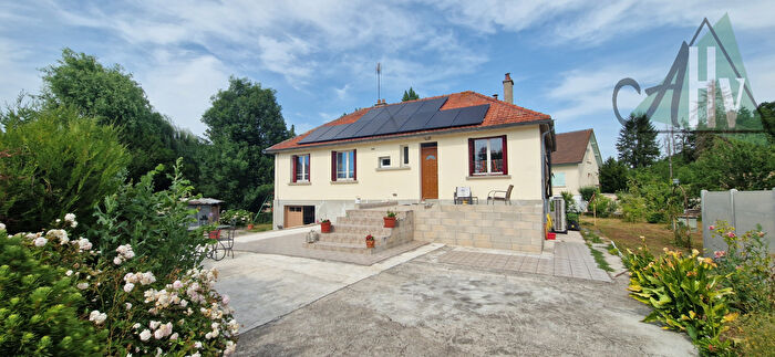 Maison 4 pièces à vendre à Traînel