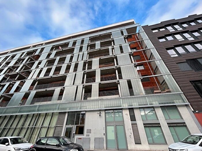 Appartement à louer - Lyon e , Perrache, Confluence - 2 pièces - 1 chambre