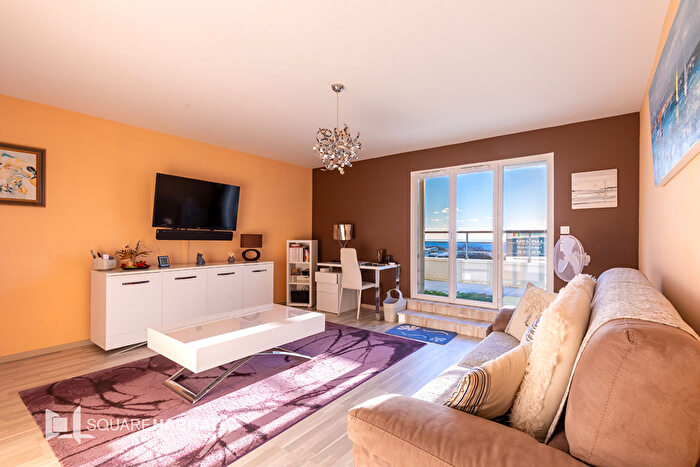 Appartement à vendre - Saint-Gilles-Croix-de-Vie - 3 pièces - 2 chambres