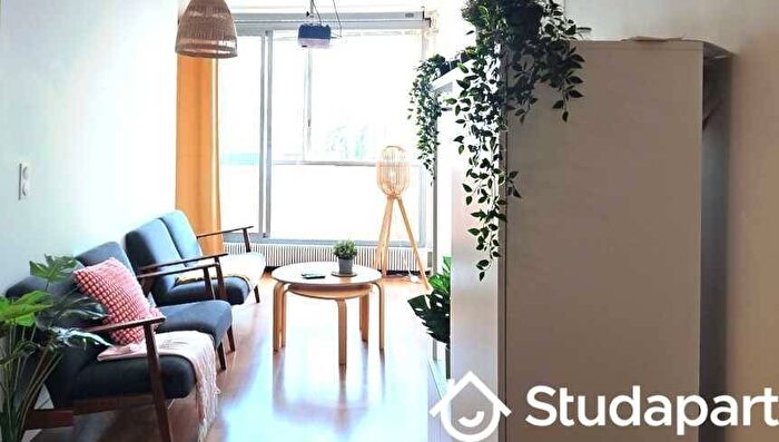 Appartement à louer - Cusset, Villeurbanne - 1 pièce - 1 chambre