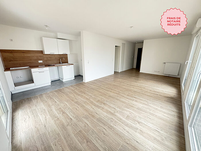 Appartement à vendre - Chelles, Centre-ville, Gare, Abbesses - 4 pièces - 3 chambres