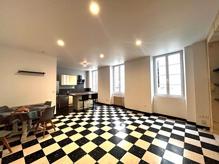 Appartement à louer - Tarascon - 3 pièces - 2 chambres