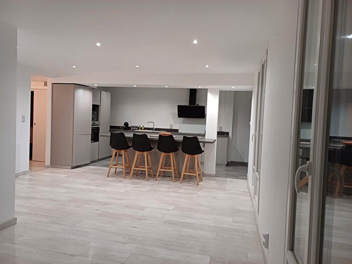 Appartement à vendre - Périgueux - 3 pièces - 2 chambres