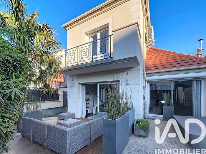 Maison à vendre - Rueil-Malmaison, Buzenval - 7 pièces - 5 chambres