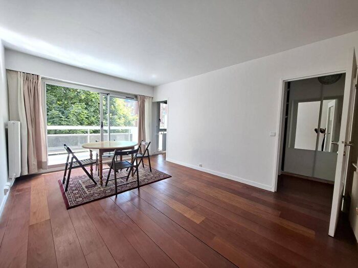 Silly-Gallieni, Boulogne-Billancourt : Appartement 1 pièce à louer