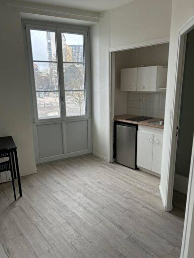 Appartement à louer - Grangier, Dijon - 1 pièce