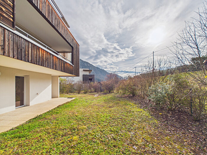 Appartement à vendre - Saint-Alban-Leysse - 3 pièces - 2 chambres