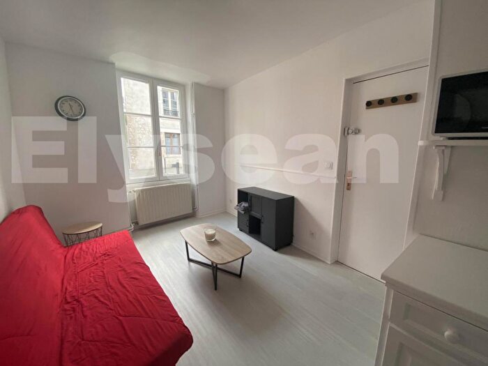 Appartement à louer - Orléans, Saint-Vincent, Pasteur - 1 pièce