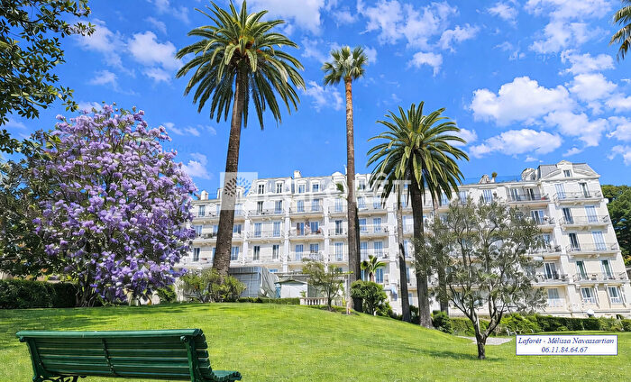 Appartement à vendre - Cannes, Croix des Gardes - 3 pièces - 2 chambres