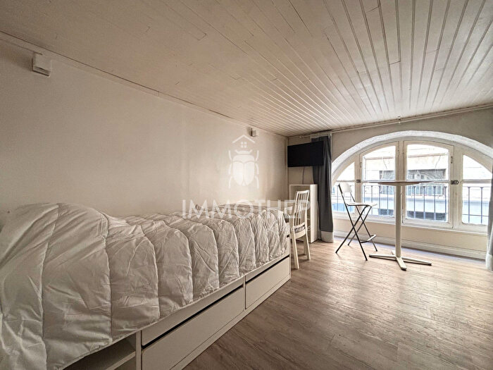 Appartement 1 pièce à louer - Grenoble, Notre-Dame, Mutualité