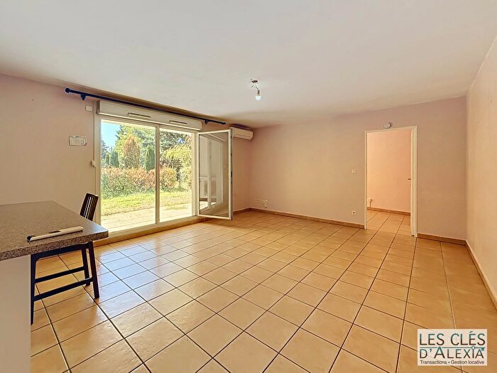 Vaulx-en-Velin, Village - Appartement 4 pièces à vendre