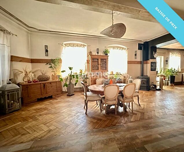 Maison 9 pièces à Biesheim, à vendre