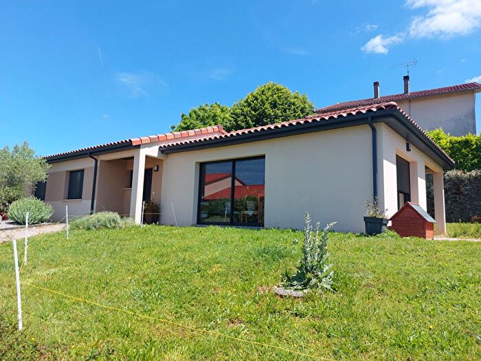Maison 4 pièces à Villefranche-de-Rouergue, à vendre