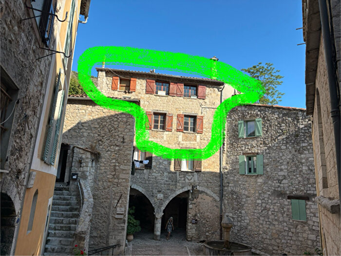 Maison à vendre - Peille - 5 pièces - 3 chambres