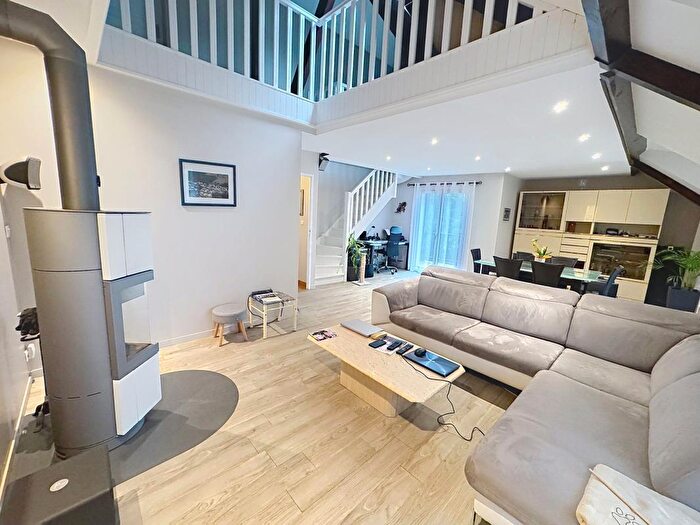 Laroin : Appartement 5 pièces à vendre