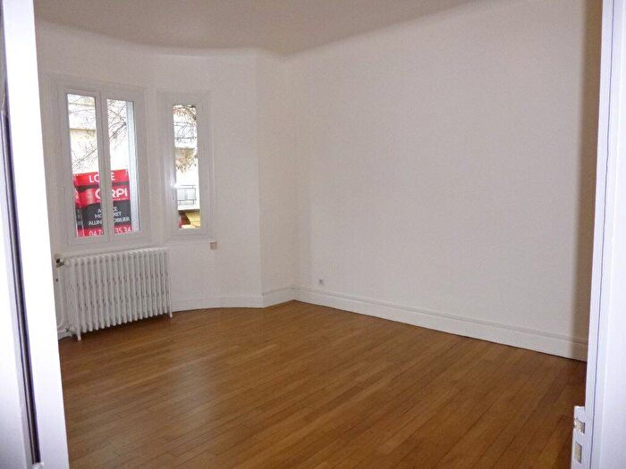 Les Bains-République, Vichy - Appartement 2 pièces à louer