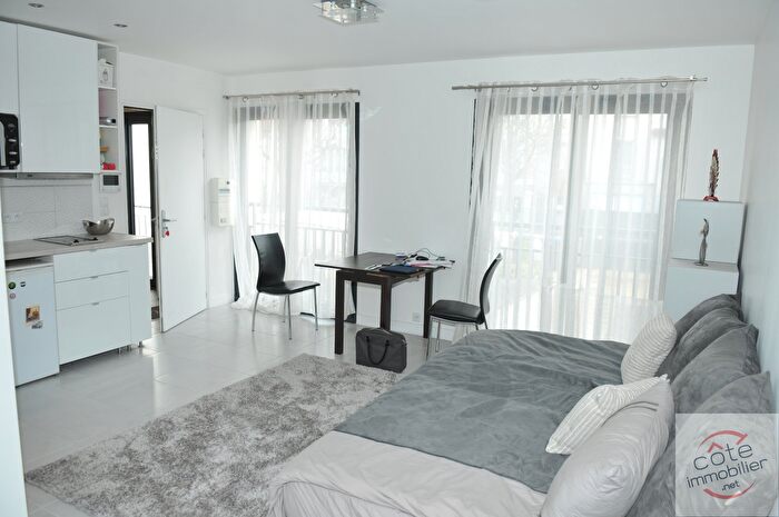 Appartement 1 pièce à Cachan, La Plaine, à louer