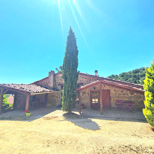 Maison à vendre - Bourg-Argental - 5 pièces - 3 chambres