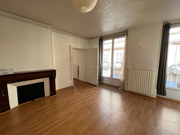 Moulins, Centre-ville : Appartement 3 pièces à vendre