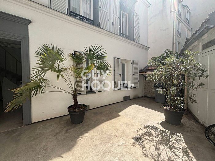 République, Puteaux : Appartement 1 pièce à louer