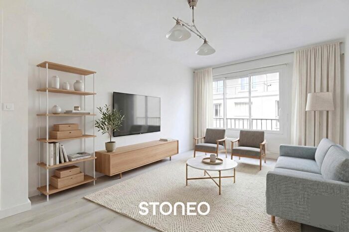 Appartement à vendre - Paris e , Grandes Carrières, Clichy - 2 pièces - 1 chambre