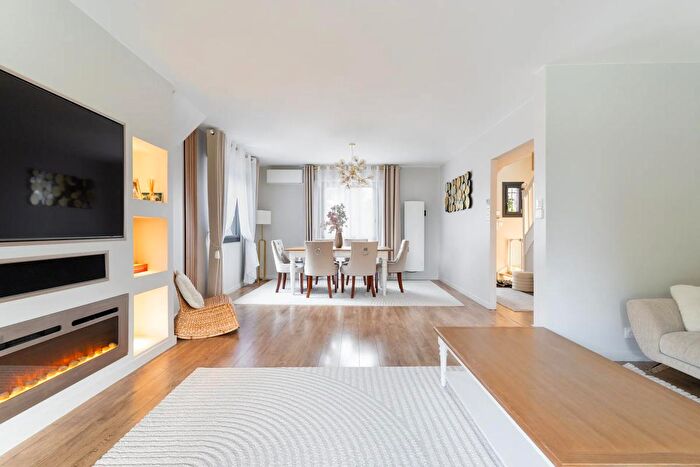 Maison à vendre - Faches-Thumesnil, Sainte-Marguerite - 6 pièces - 4 chambres