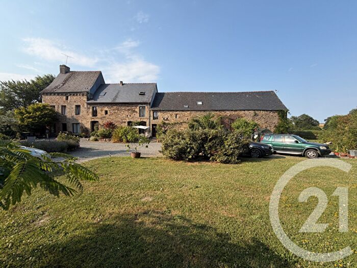 Maison 12 pièces à Bazouges-la-Pérouse, à vendre