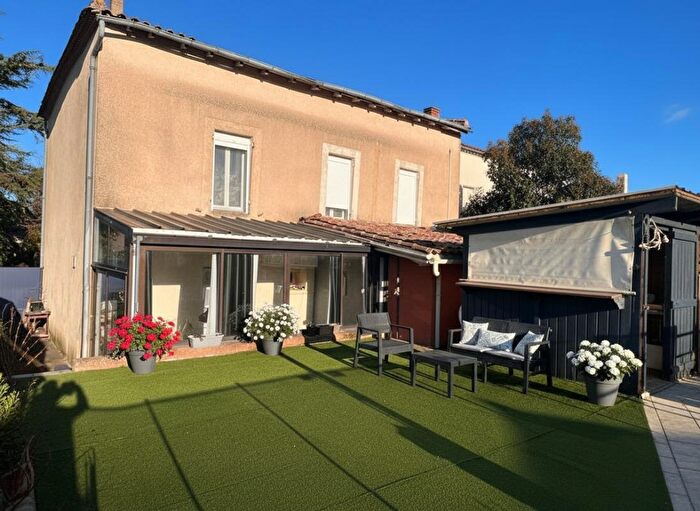 Maison à vendre - Tombeb uf, Tombeboeuf - 5 pièces - 4 chambres