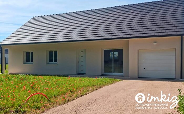 Maison 4 pièces à Montcresson, à vendre