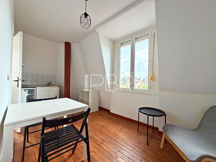 Reims, Centre-ville : Appartement 2 pièces à vendre