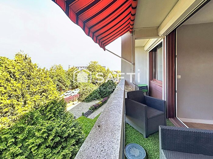 Fontenay-sous-Bois, Centre-ville : Appartement 3 pièces à vendre