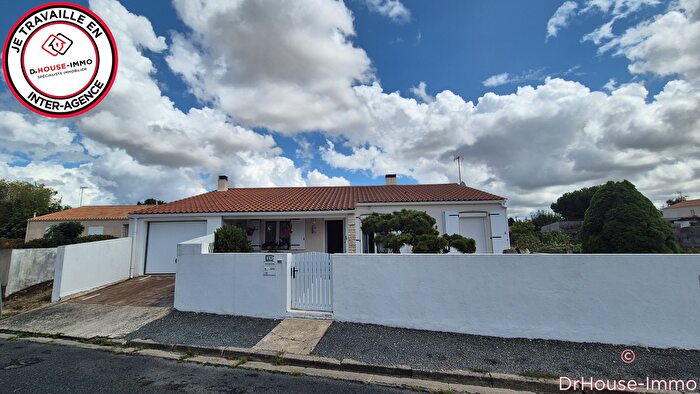 Maison à vendre - Puyravault - 5 pièces - 2 chambres