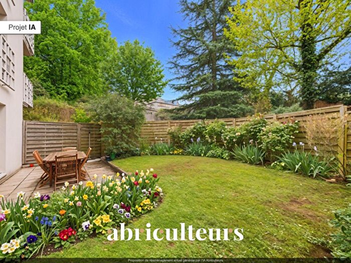 Appartement à vendre - La Celle-Saint-Cloud, Le Bourg - 5 pièces - 4 chambres