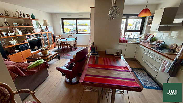 Enghien-les-Bains : Appartement 3 pièces à vendre