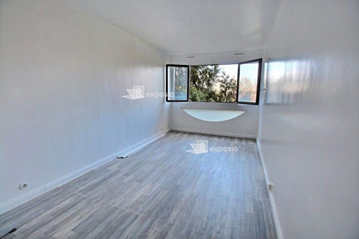 Appartement à vendre - Grigny, Grigny, Gare - 1 pièce