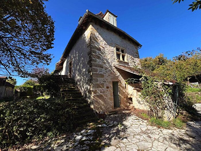 Maison à vendre - Saint-Raphaël - 7 pièces - 3 chambres