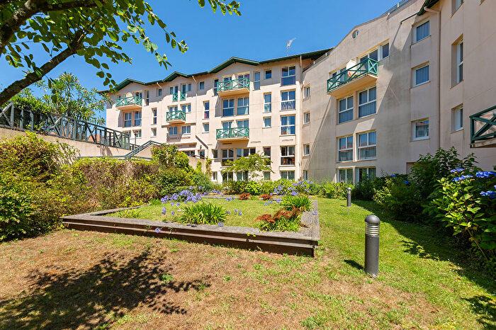 Appartement à vendre - Biarritz, Saint-Charles, Phare, Larochefoucauld - 2 pièces - 1 chambre