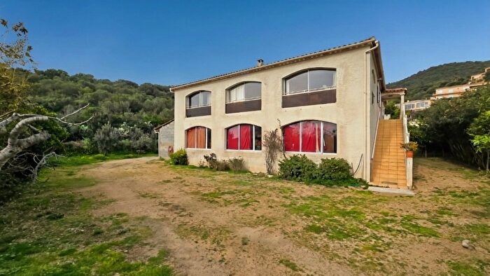 Maison à vendre - Vico - 5 pièces - 3 chambres