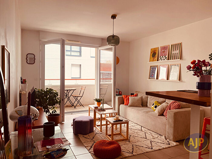 Appartement à vendre - Saint-Herblain, Bourg - 2 pièces - 1 chambre