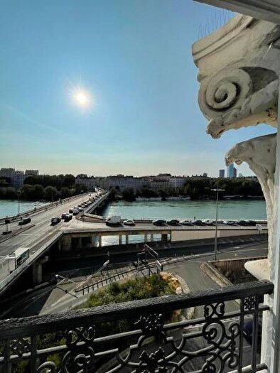 Appartement 4 pièces à louer à Pentes de la croix-rousse, Lyon 1er arrondissement