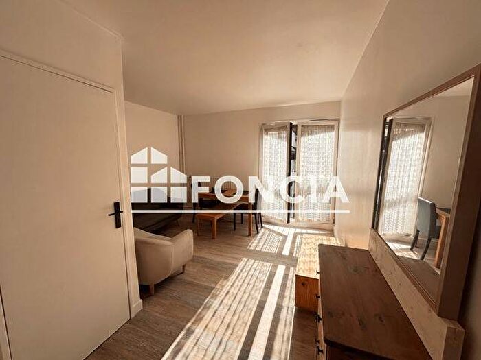 Appartement à louer - Danube-Porte des Lilas, Paris ème arrondissement - 1 pièce