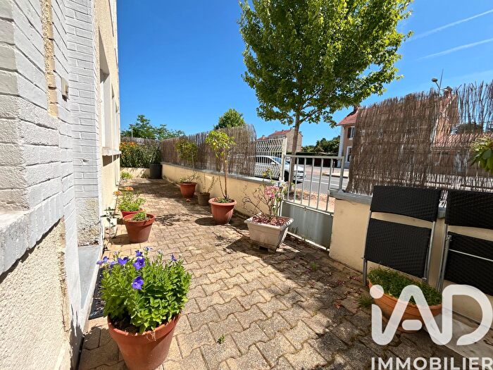 Appartement à vendre - Saint-Just-Saint-Rambert, Saint-Just - 4 pièces - 2 chambres