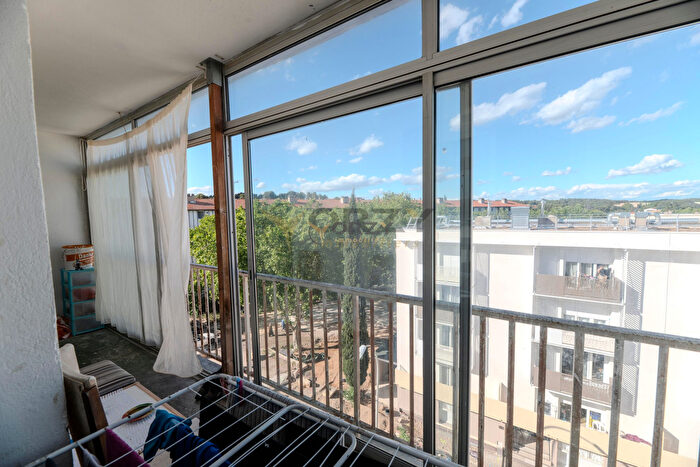 Nîmes, Route dAvignon - Appartement 4 pièces à vendre