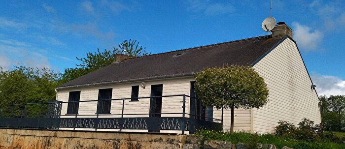 Maison 4 pièces à Larchamp, à louer